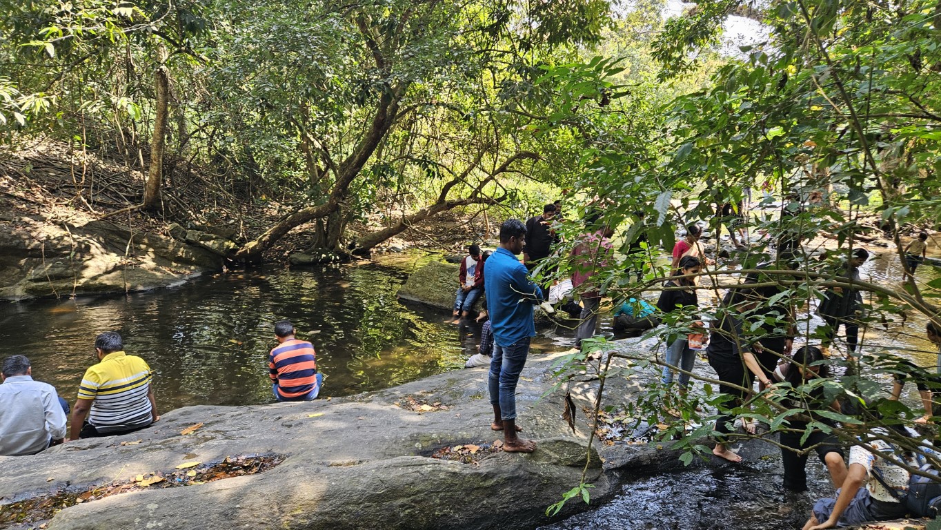 Dhoni Waterfalls Palakkad HD Images | Image Gallery | CC0 - Trip Unplanned